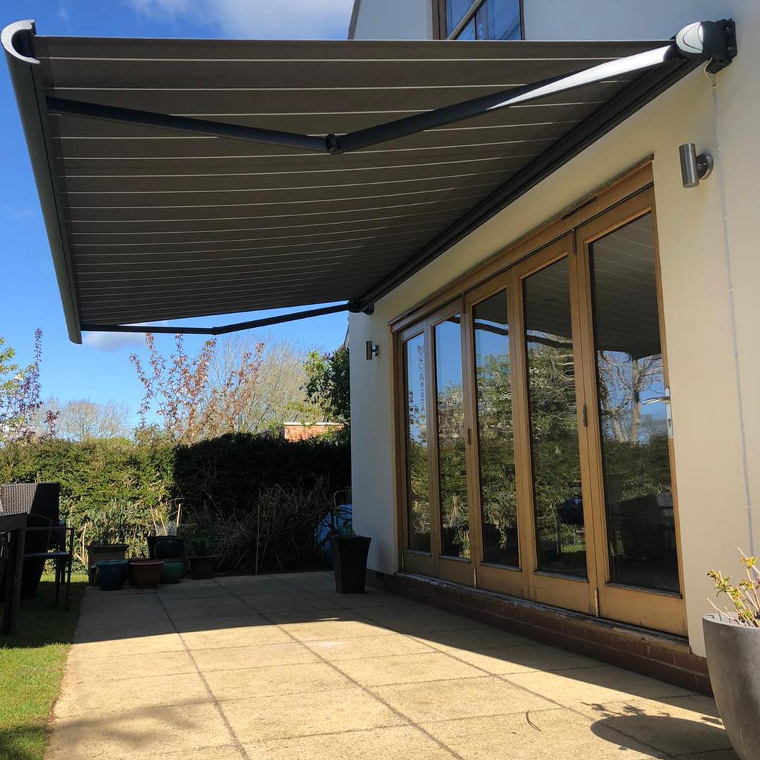 Electric Awnings | Electric Retractable Awnings | Fraser James